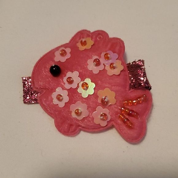 Yogi & Cecil's Boutique | Accessories | New Pink Sequined Fish Felt ...